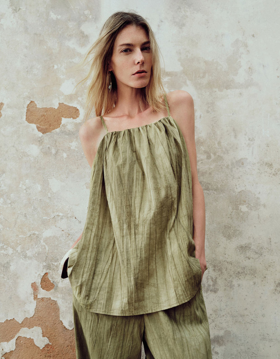 Off-Shoulder A-Line Cami Top – URBAN REVIVO Singapore