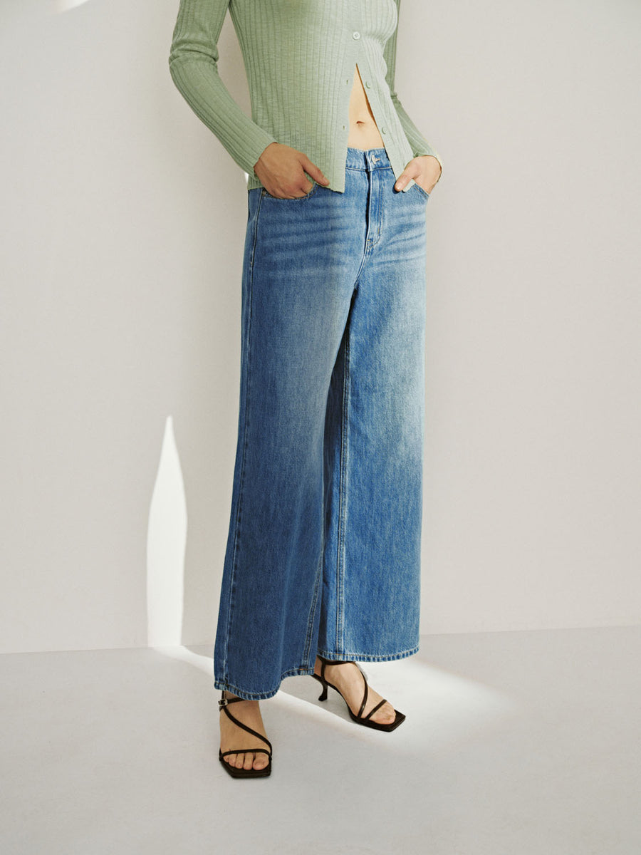 Wide-Leg Denim Jeans – URBAN REVIVO Singapore